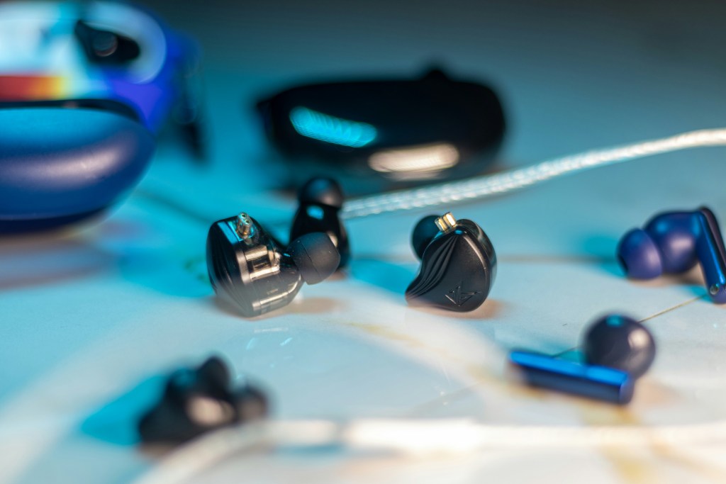 RANKED: The Best 8 Gaming Earbuds of 2025 - Gaming Earbuds